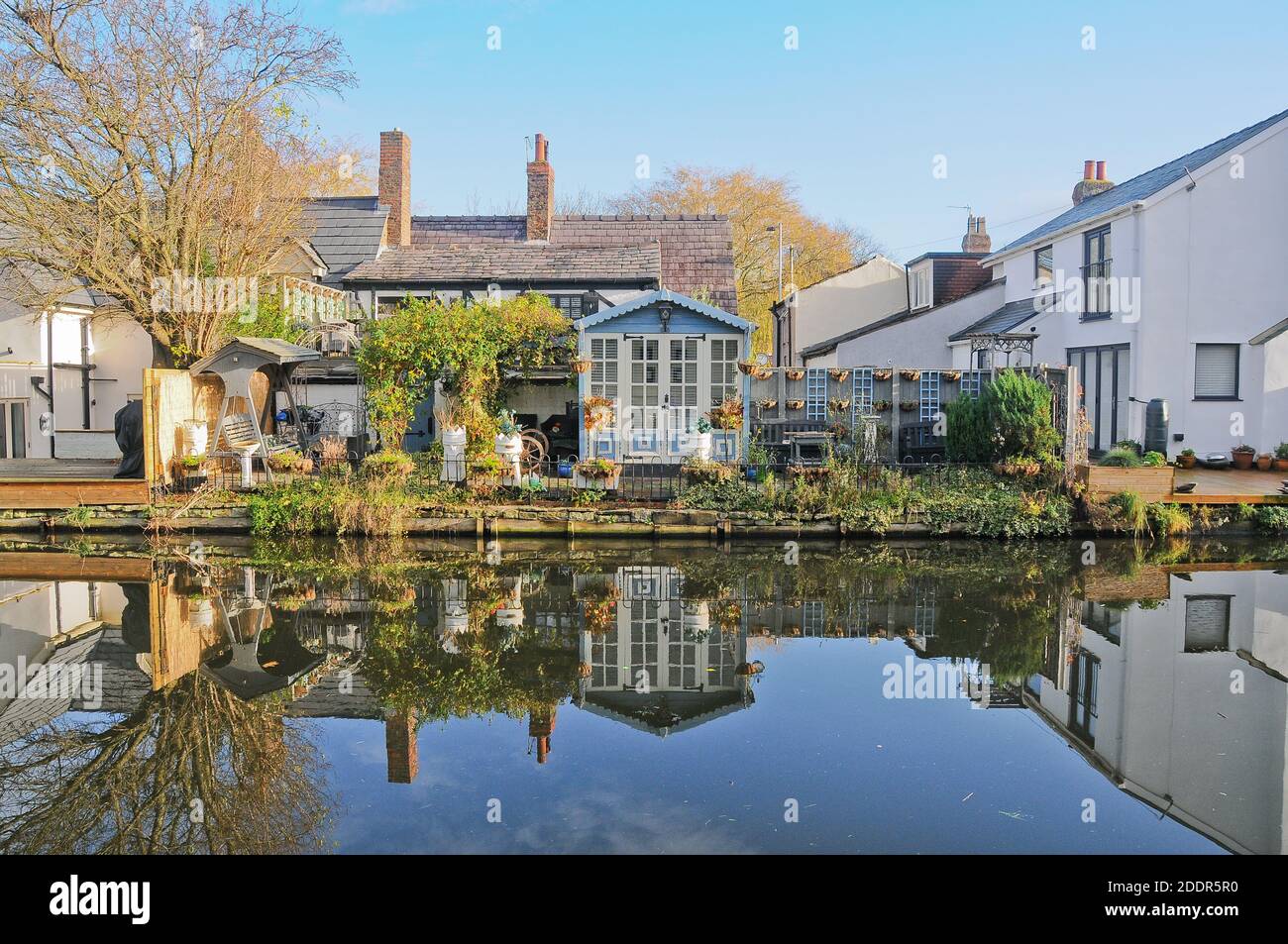 Leeds Liverpool Canal, Maghull Stock Photo - Alamy