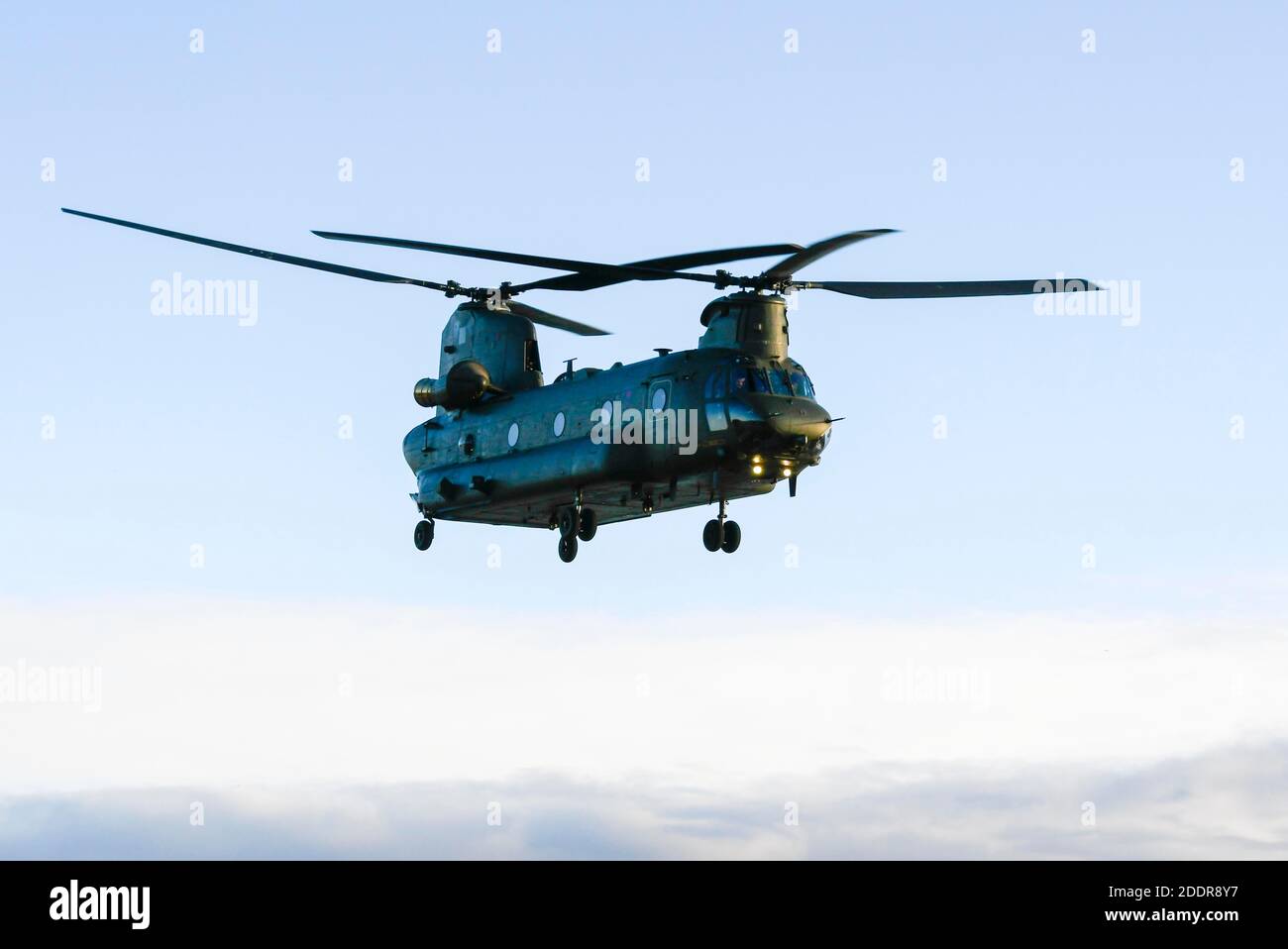 Chinook helicopter water hi-res stock photography and images - Alamy