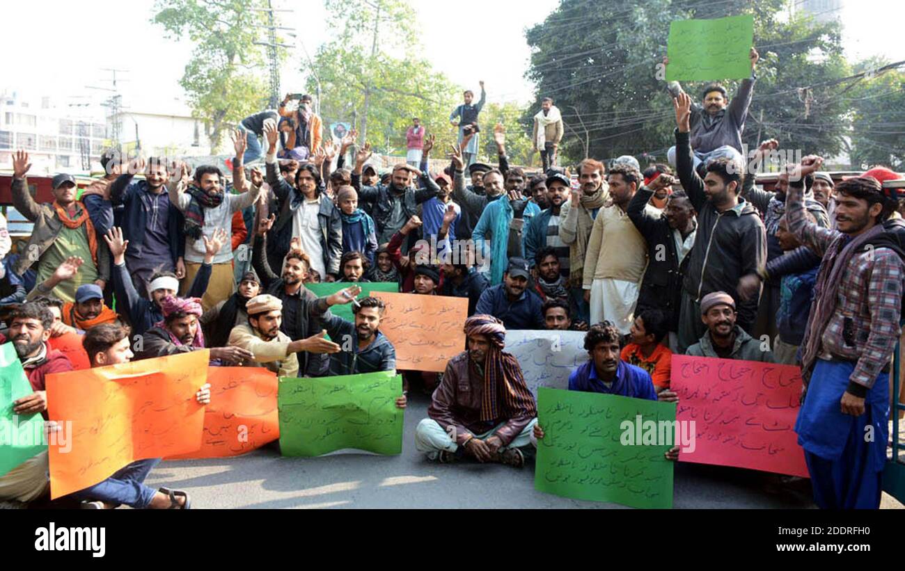 Chinchi rickshaw hi-res stock photography and images - Alamy