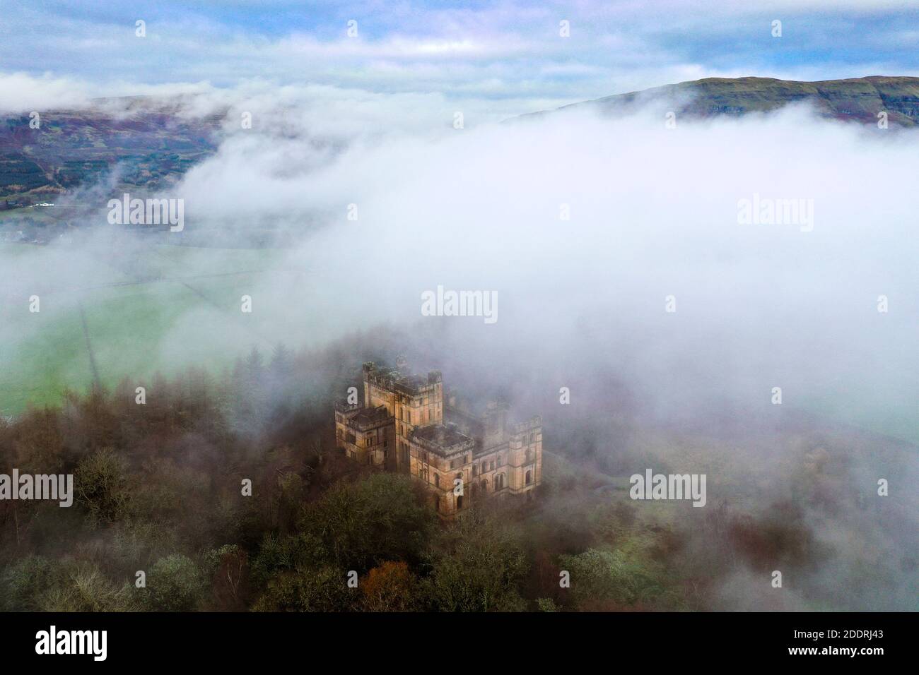 Lennox castle hi-res stock photography and images - Alamy