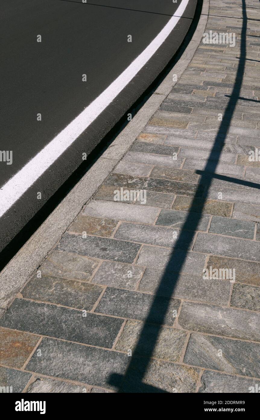 Sidewalk railing hi-res stock photography and images - Alamy