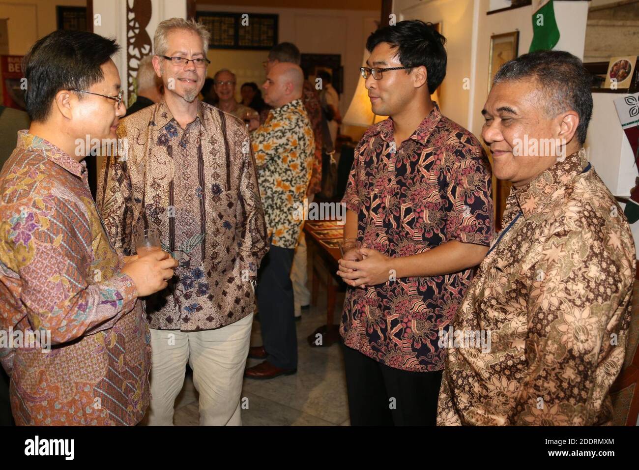 Kristen Bauer hosts a reception to reflect on life in Aceh after the ...