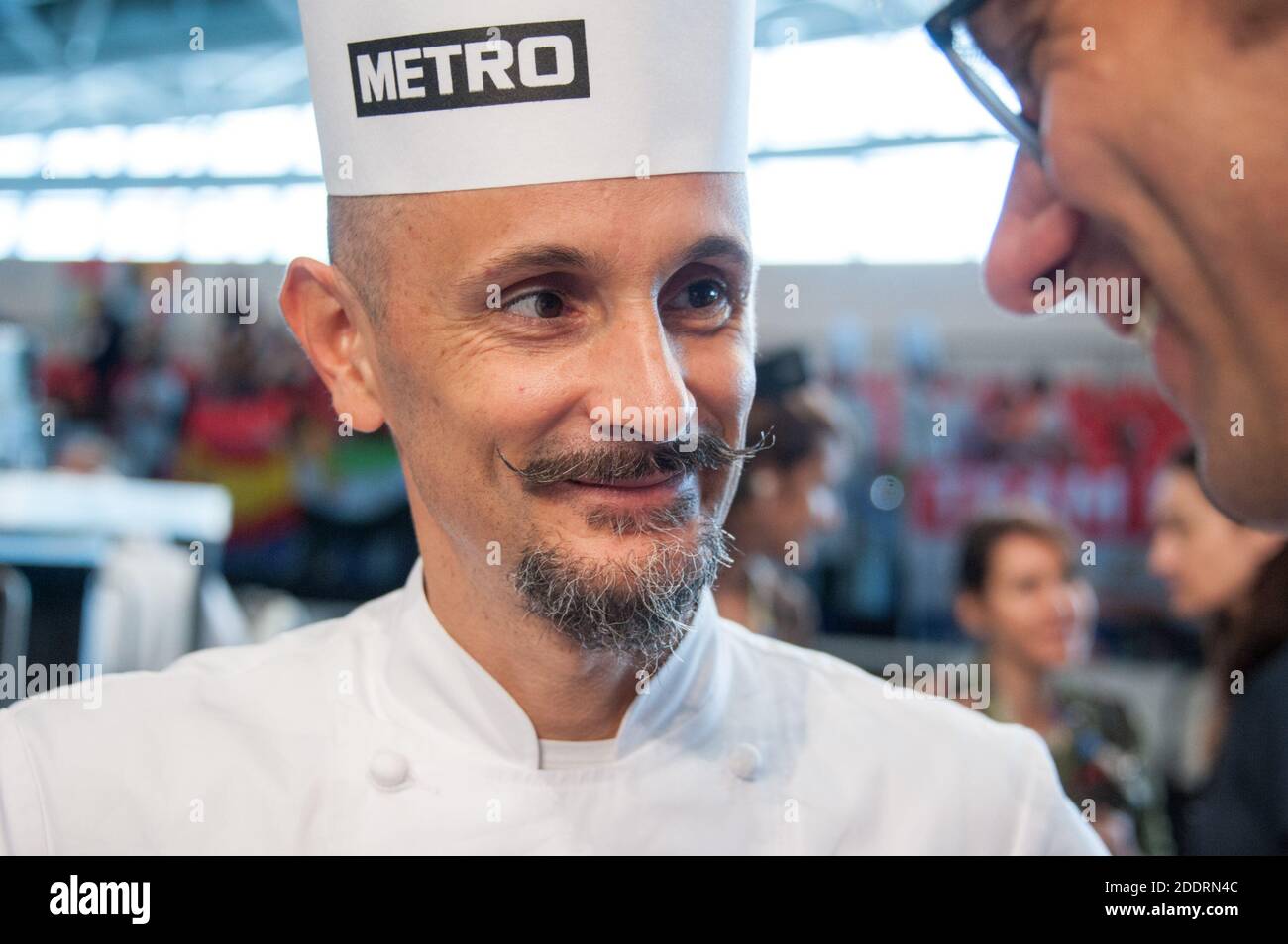 Enrico crippa hi-res stock photography and images - Alamy