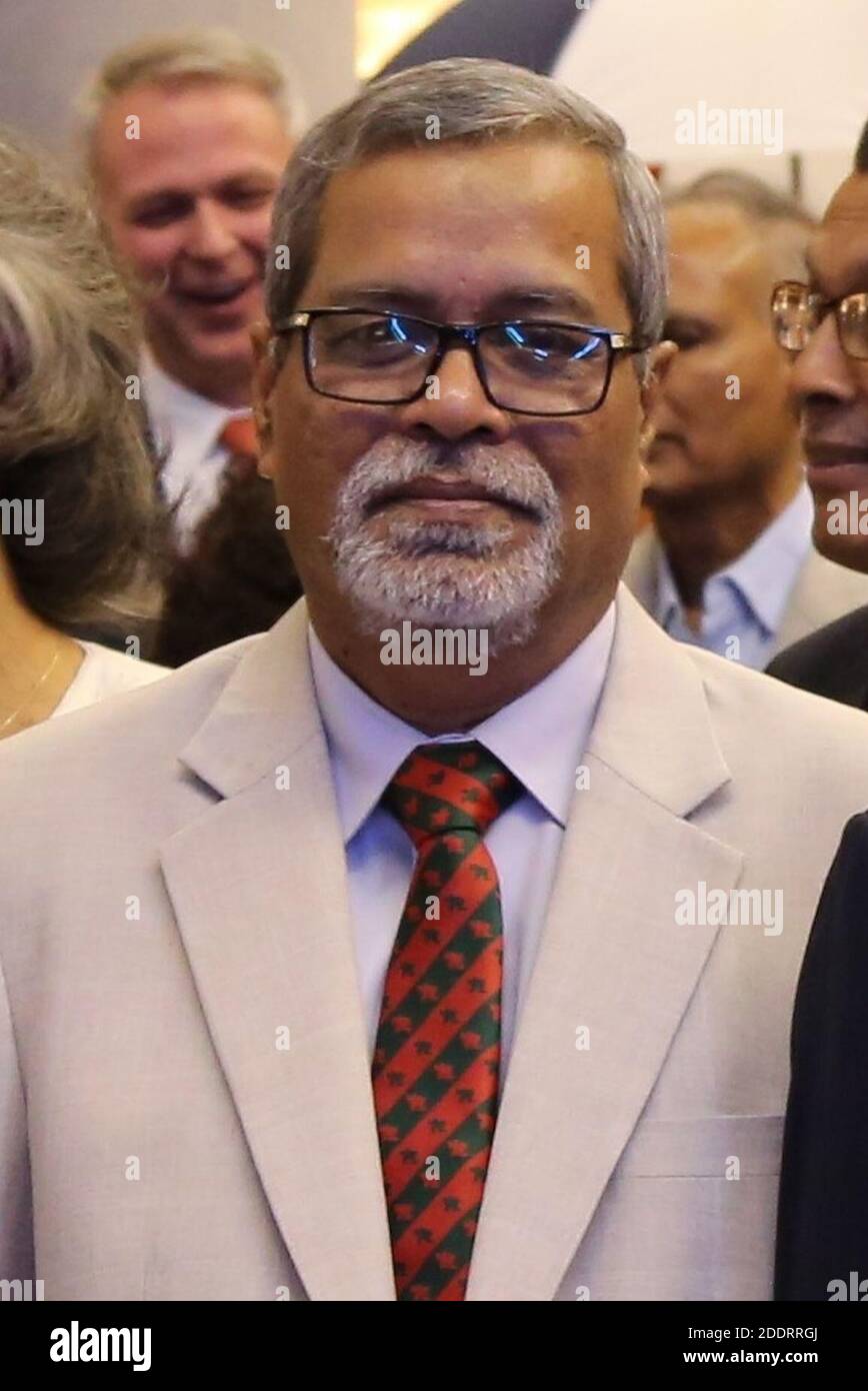 Huda hi-res stock photography and images - Alamy