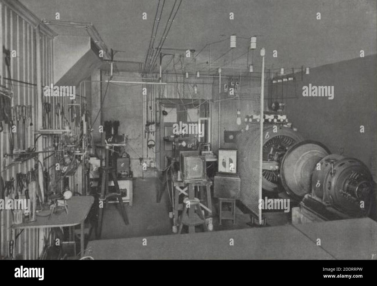 Light laboratory hi-res stock photography and images - Alamy