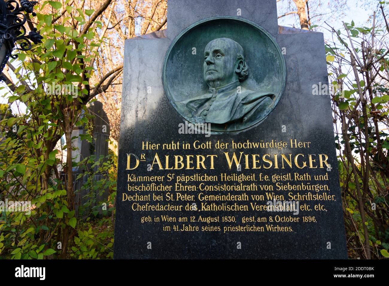 Wien, Vienna: grave with inscription "Hier ruht in Gott der hochwürdige ...