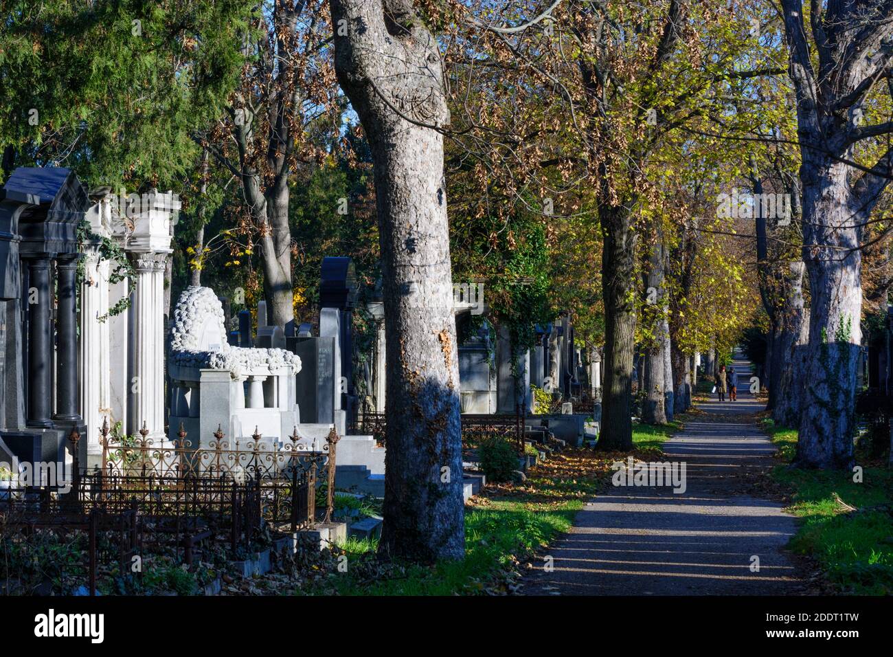 Wien, Vienna: old grave tombstones at Jewish part of Zentralfriedhof ...