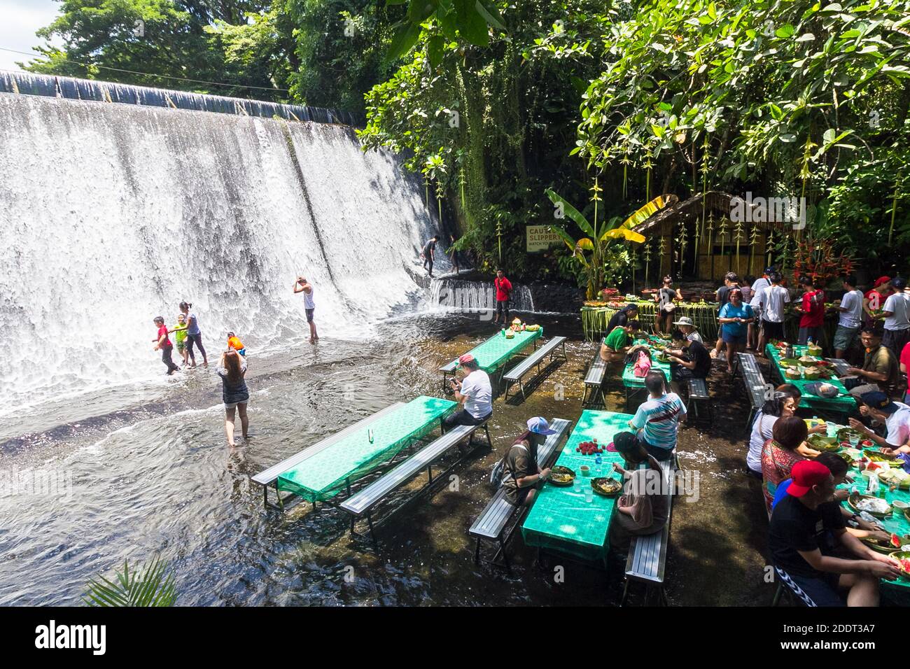 Waterfalls Restaurant Villa Escudero
