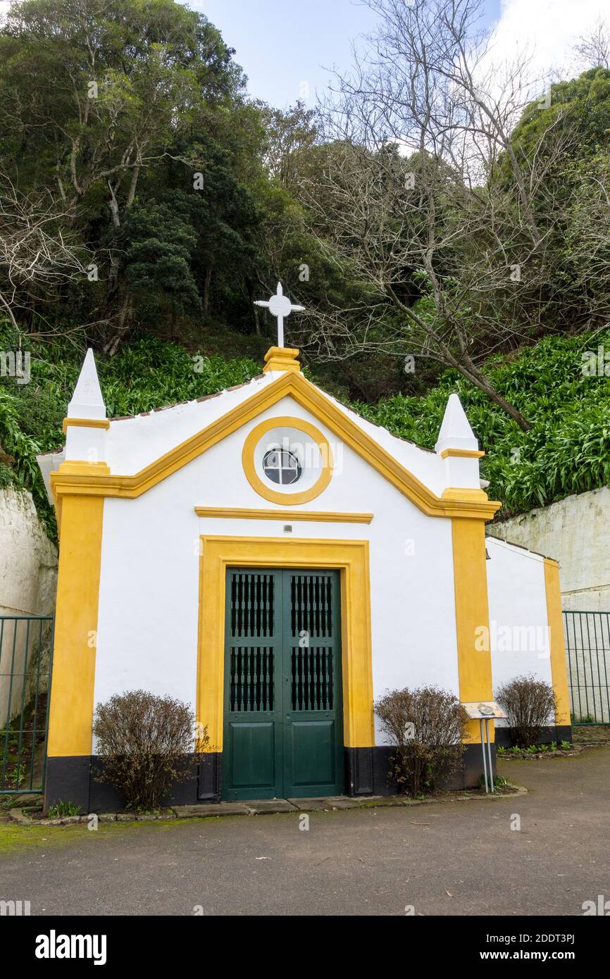 Small Chapel Of Santo António da Grota (Ermida de Santo António da ...