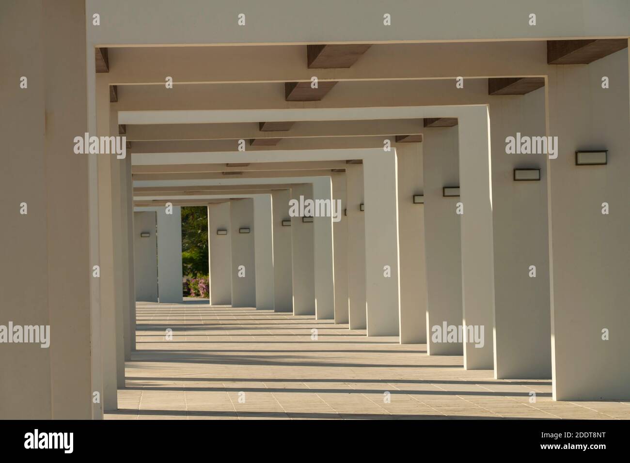 Sunshine building hi-res stock photography and images - Alamy