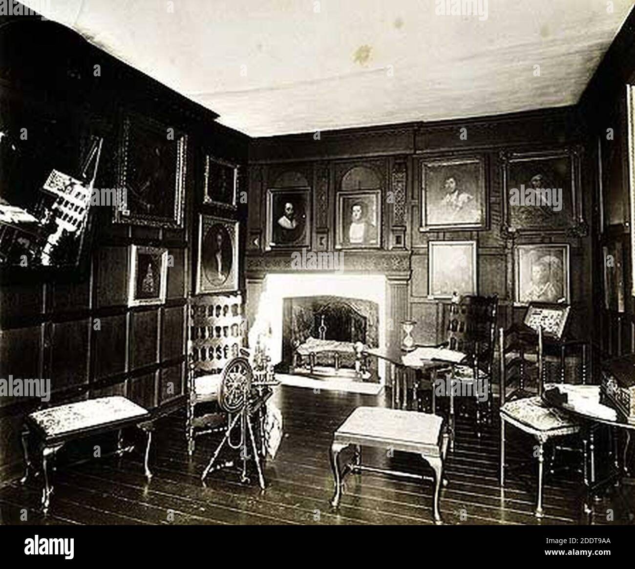 Knole - hall and screen Stock Photo - Alamy