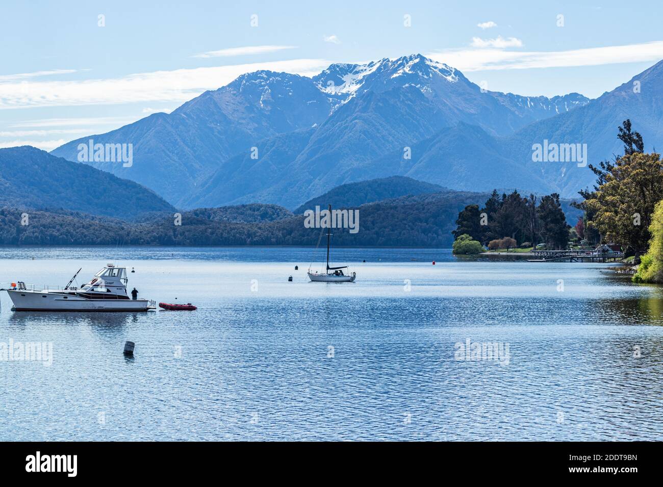 Lake Te Anau, New Zealand Stock Photo - Alamy