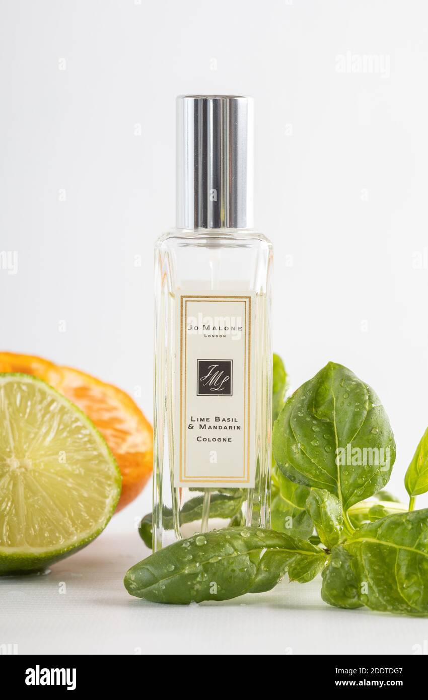 Jo malone perfume bottle hi-res stock photography and images - Alamy