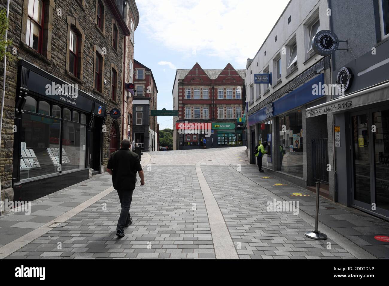 Pontypridd town centre hi-res stock photography and images - Alamy