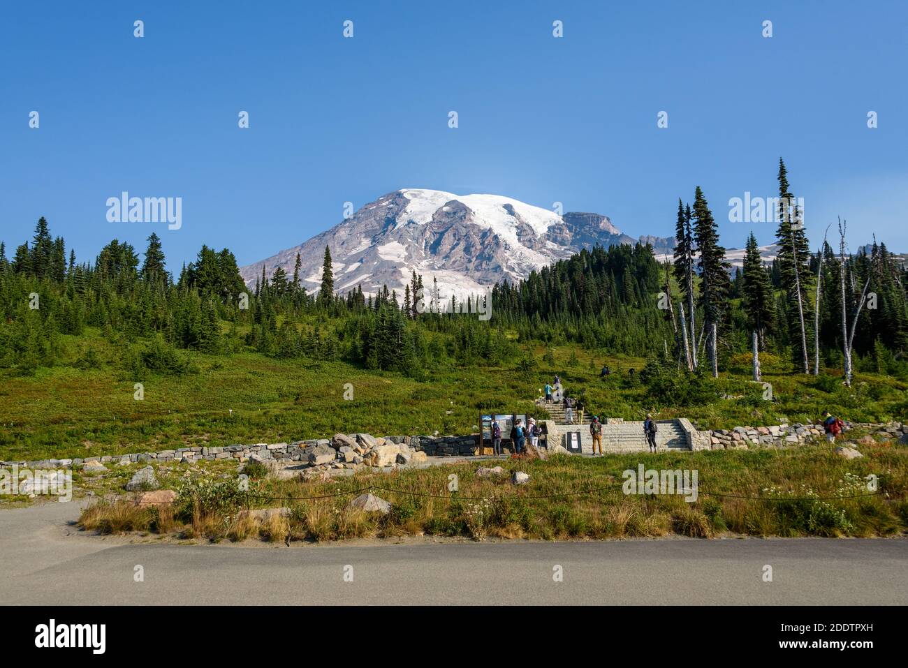 MOUNT RAINIER NATIONAL PARK, RAINIER, WA/USA – SEPTEMBER 4, 2020 ...