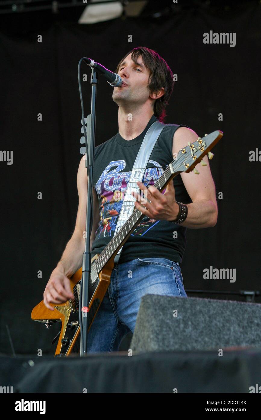 Ash band 2003 hi-res stock photography and images - Alamy