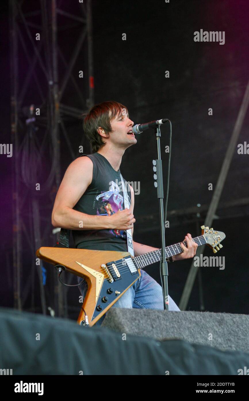 Ash singer hi-res stock photography and images - Alamy