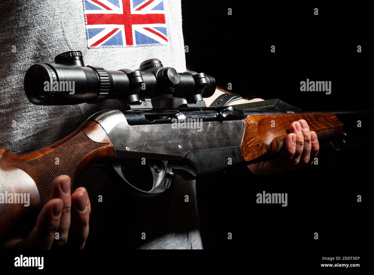 Veteran holding rifle hi-res stock photography and images - Alamy