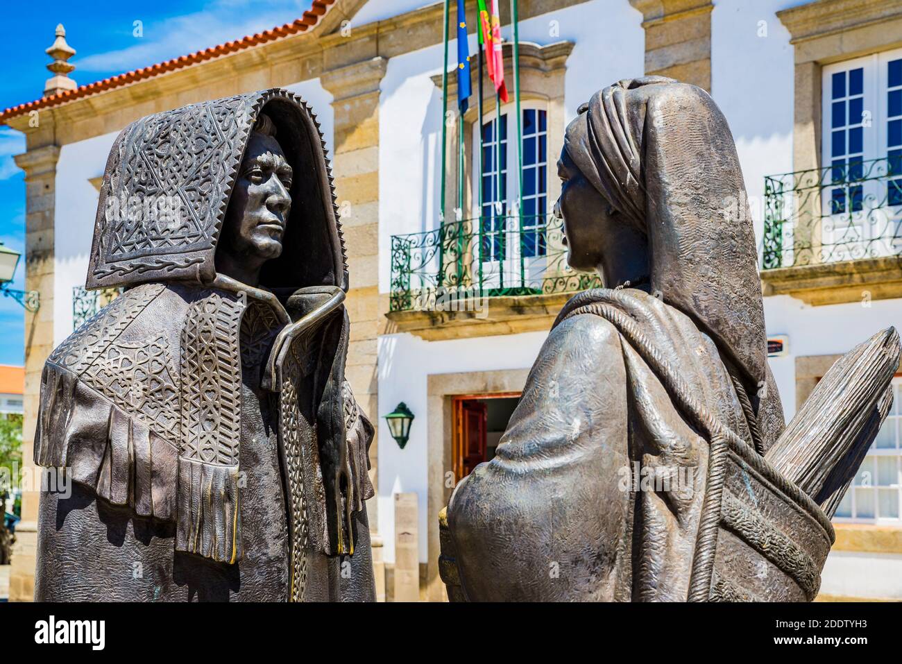 Traditional portuguese costume hi-res stock photography and images - Alamy