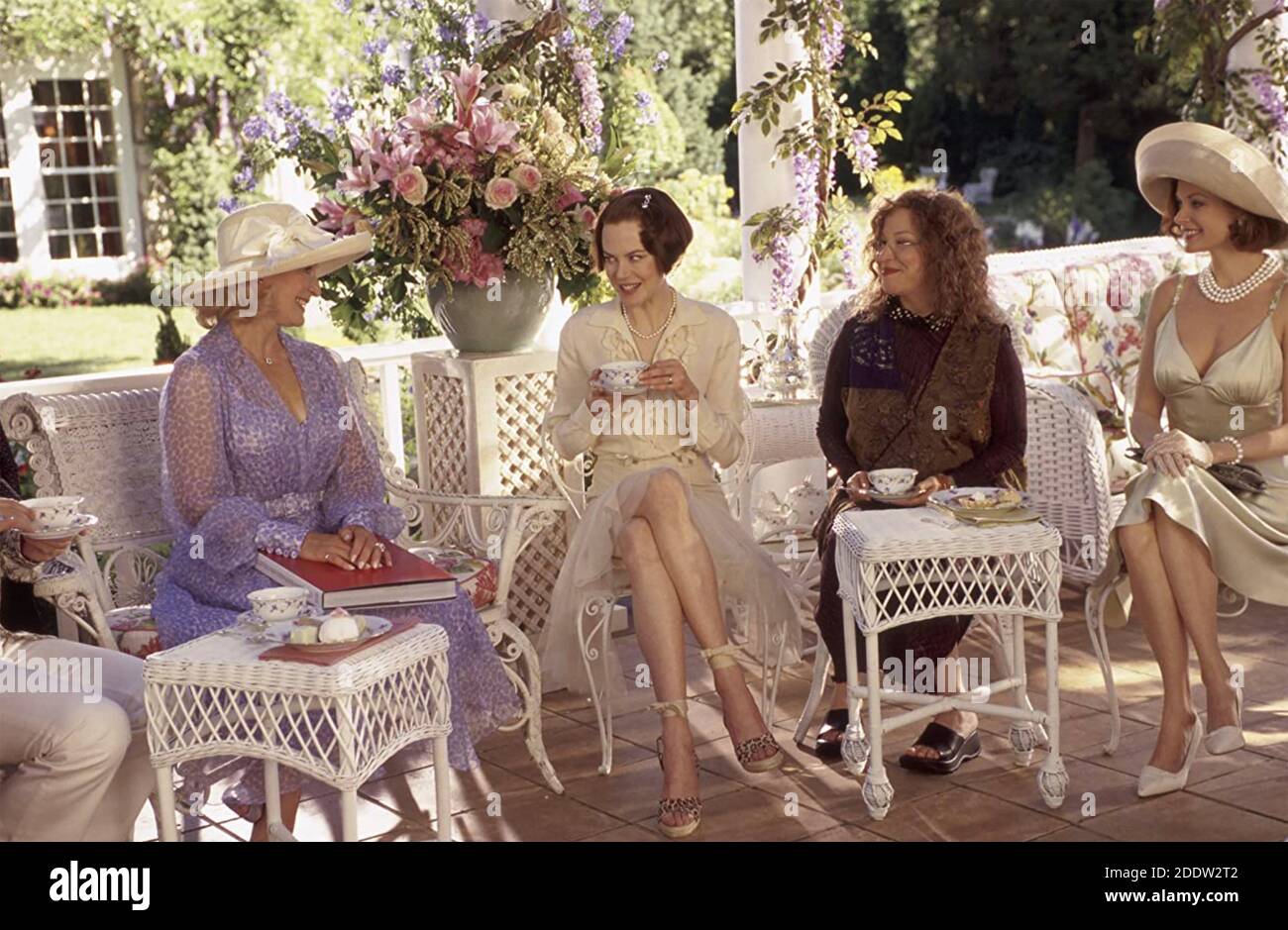 THE STEPFORD WIVES 2004 Paramount Pictures film with from left: Glen ...