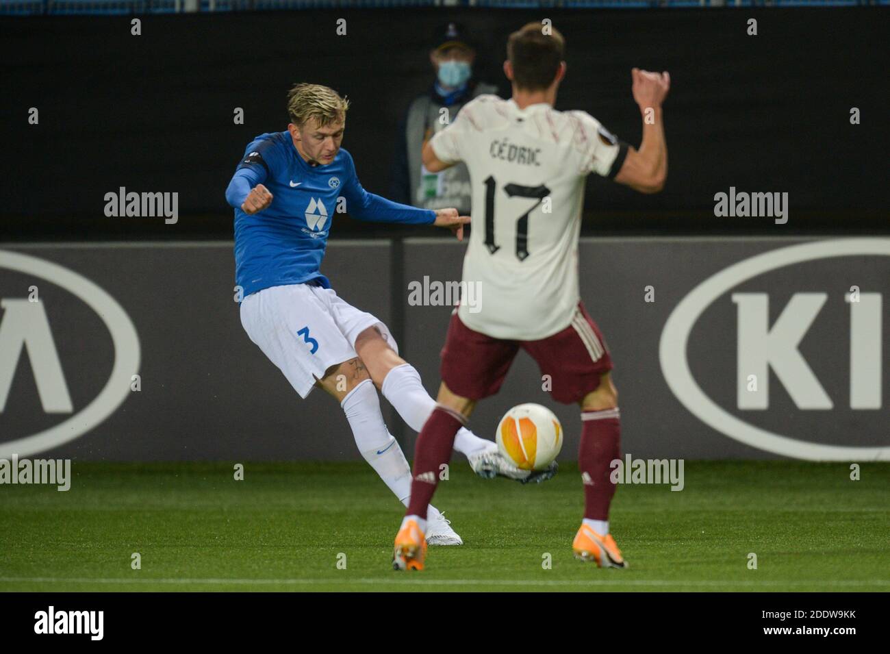MOLDE, NORWAY - NOVEMBER 26: Birk Risa of Molde FK crosses the ball ...