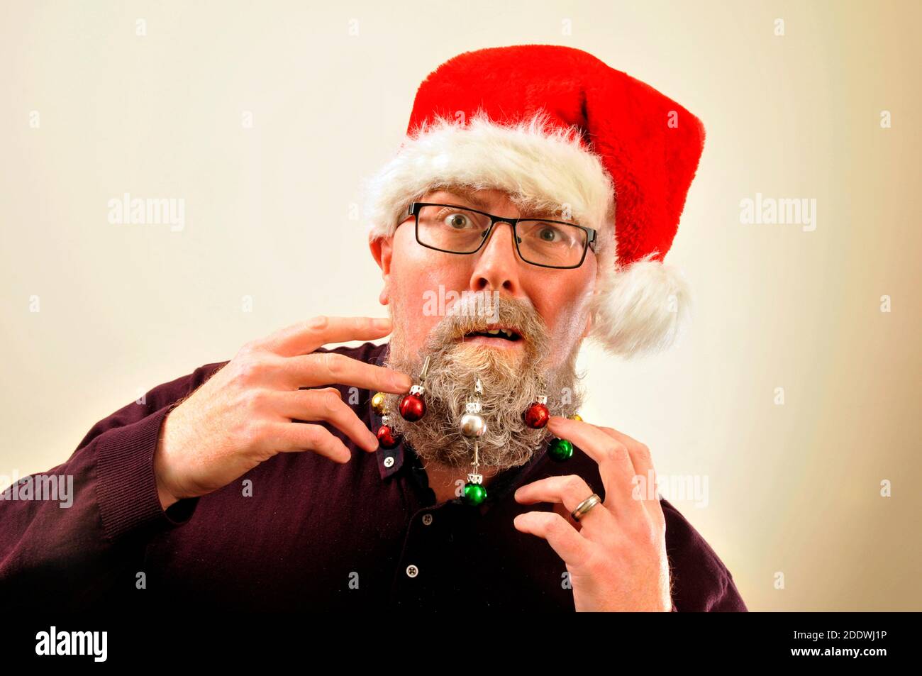 Grumpy santa with children hi-res stock photography and images - Alamy