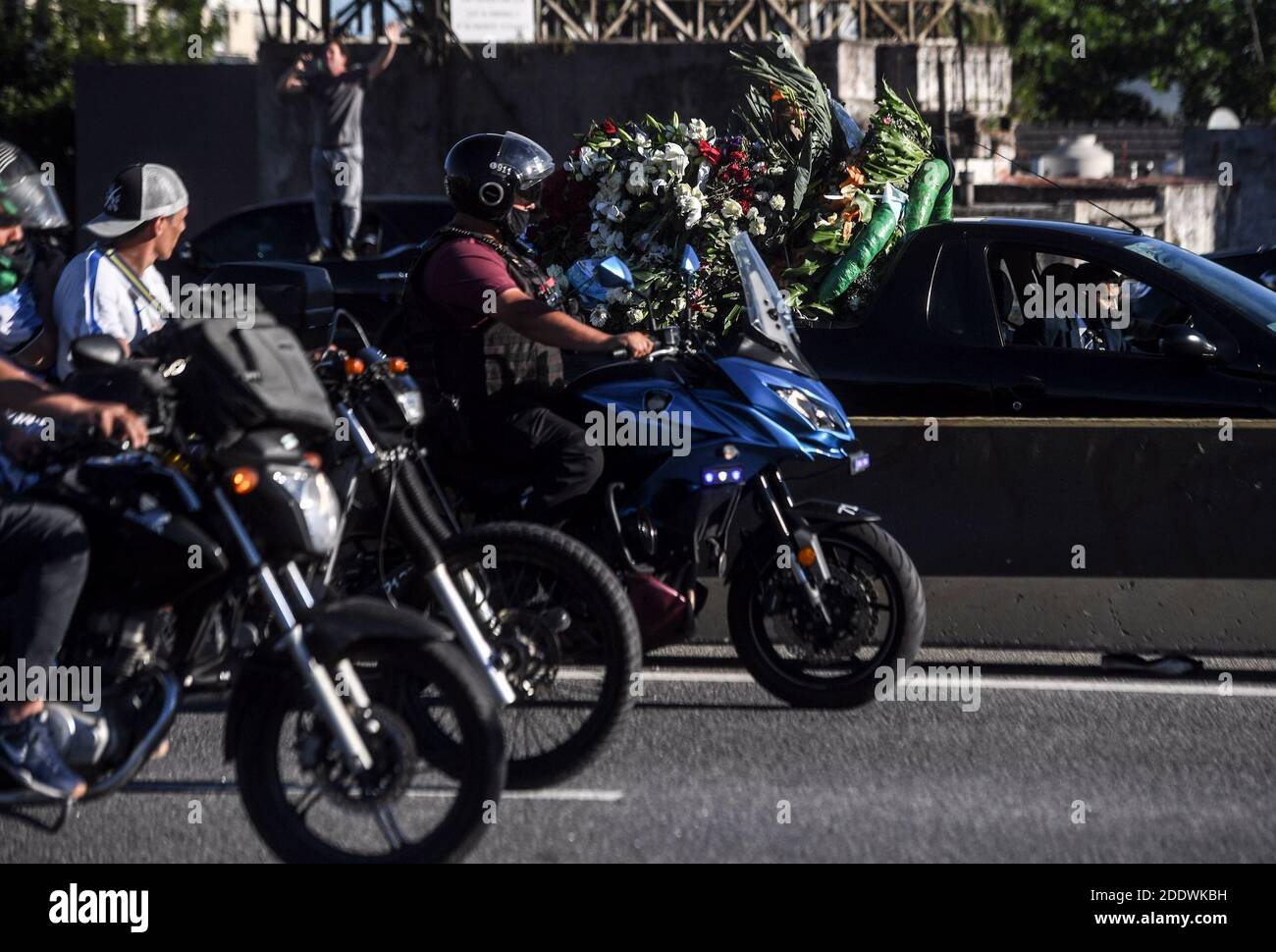 Buenos Aires, Argentina. 26th Nov, 2020. The hearse with the remains of ...