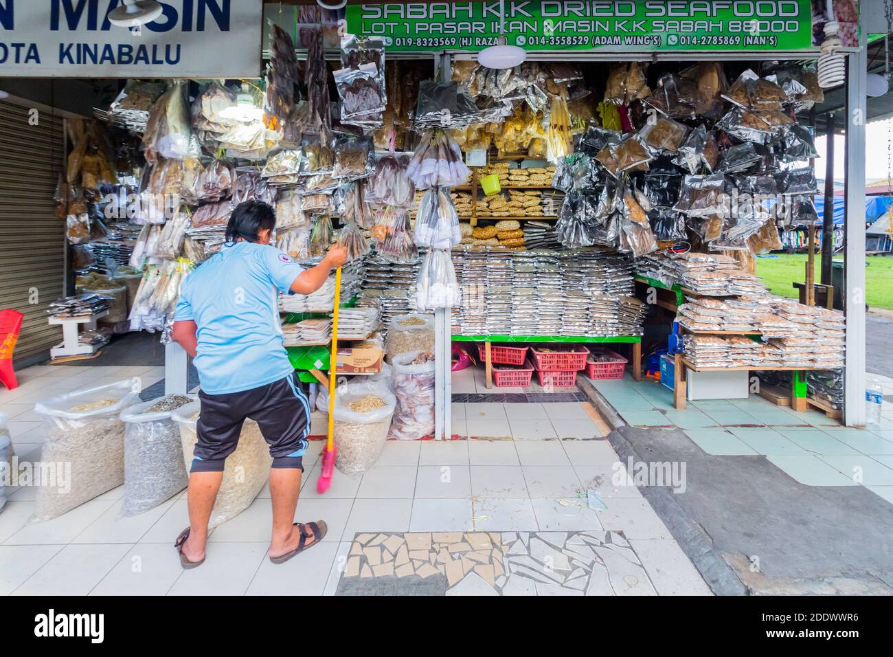 Sabah filipino market hi-res stock photography and images - Alamy