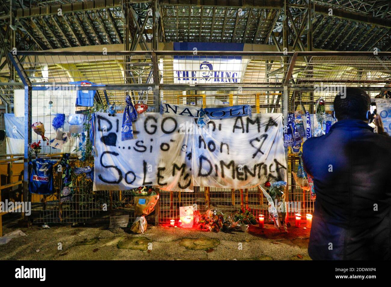 Corona de dios hi-res stock photography and images - Alamy