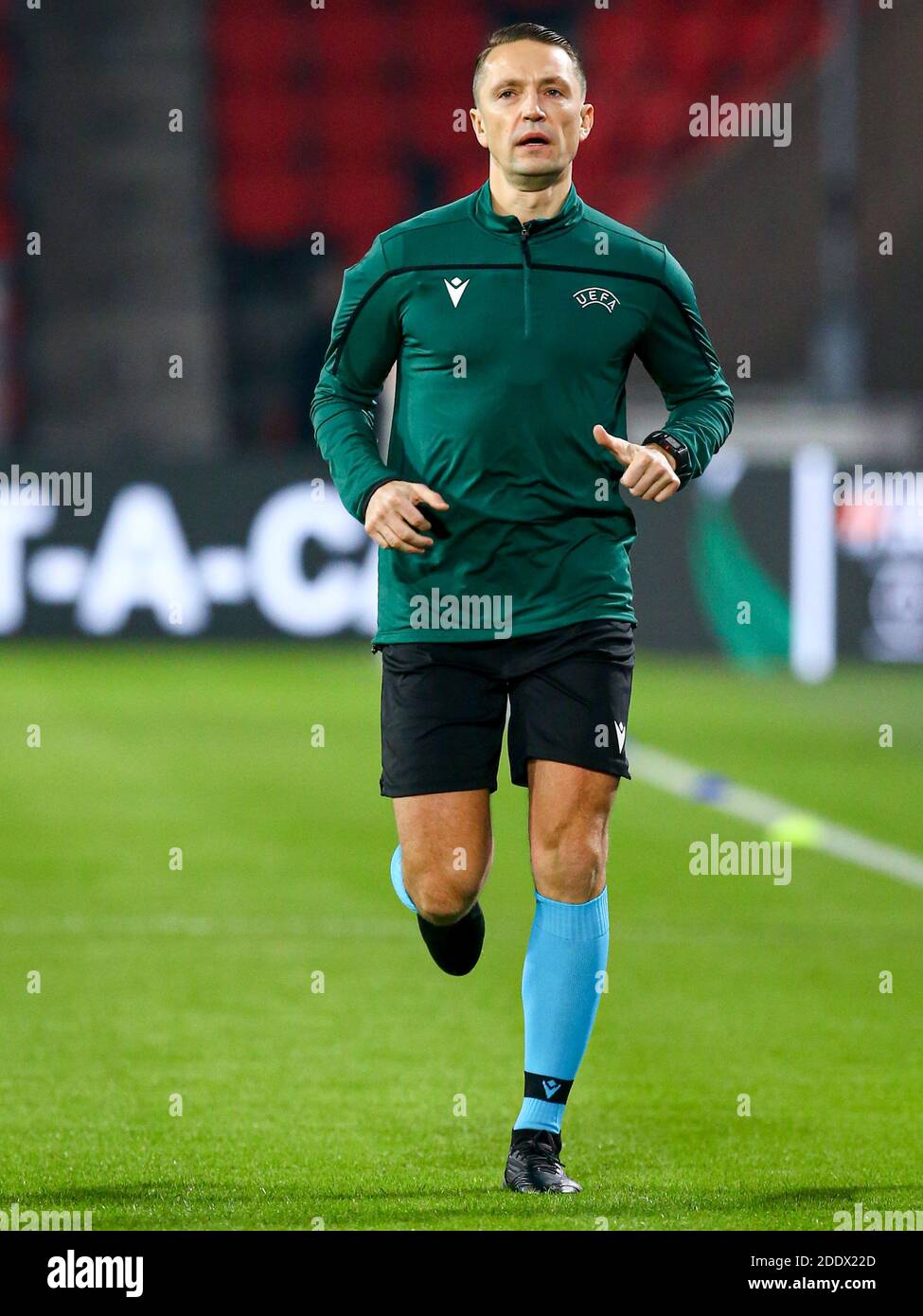 Stadion r hi-res stock photography and images - Alamy