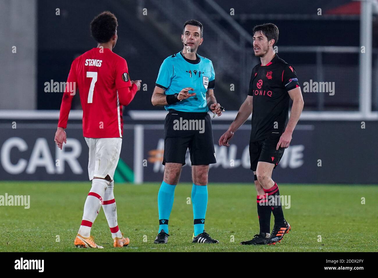 Referee aleksandar stavrev hi-res stock photography and images - Alamy
