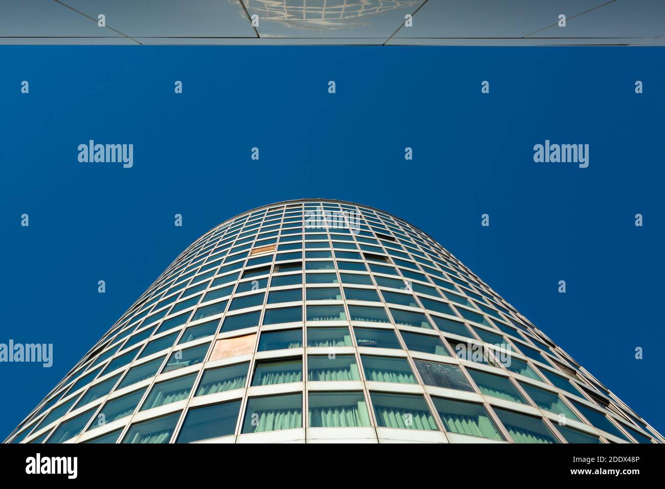 1970s architecture uk hi-res stock photography and images - Alamy