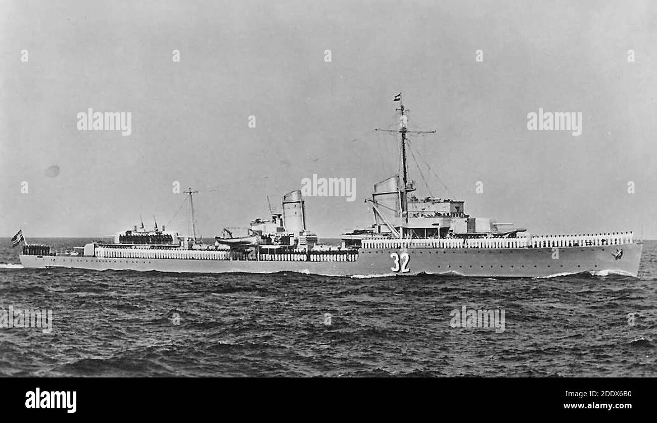 Kriegsmarine Type 34a destroyer Z15 Erich Steinbrinck Stock Photo - Alamy