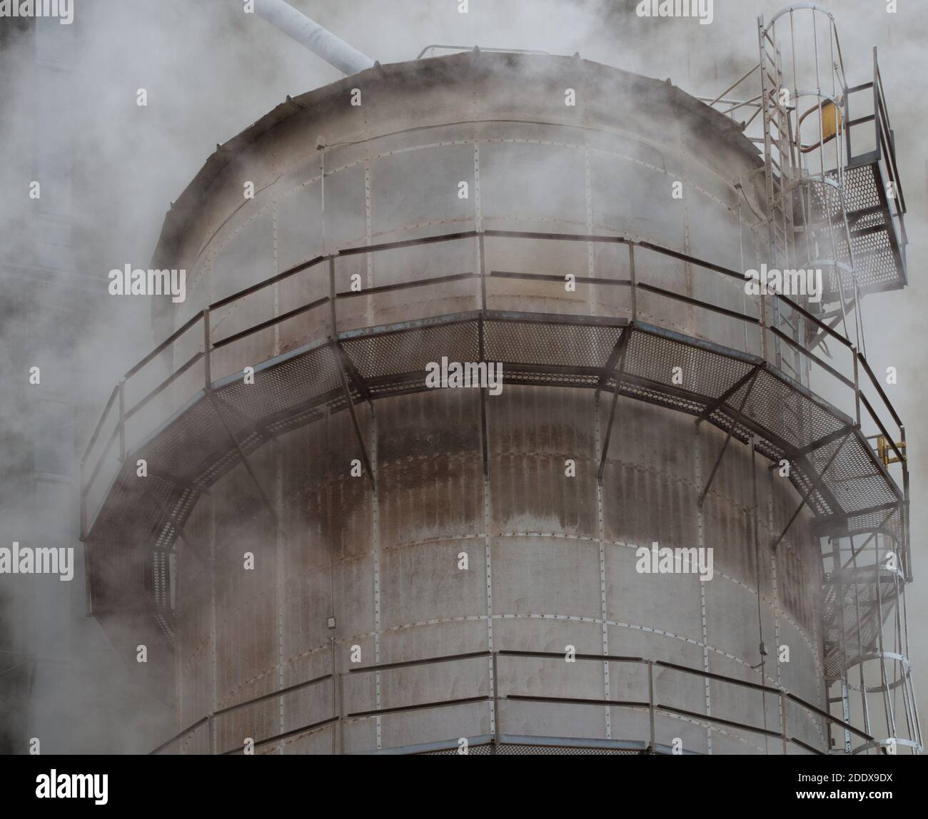 Metal dryer hi-res stock photography and images - Alamy