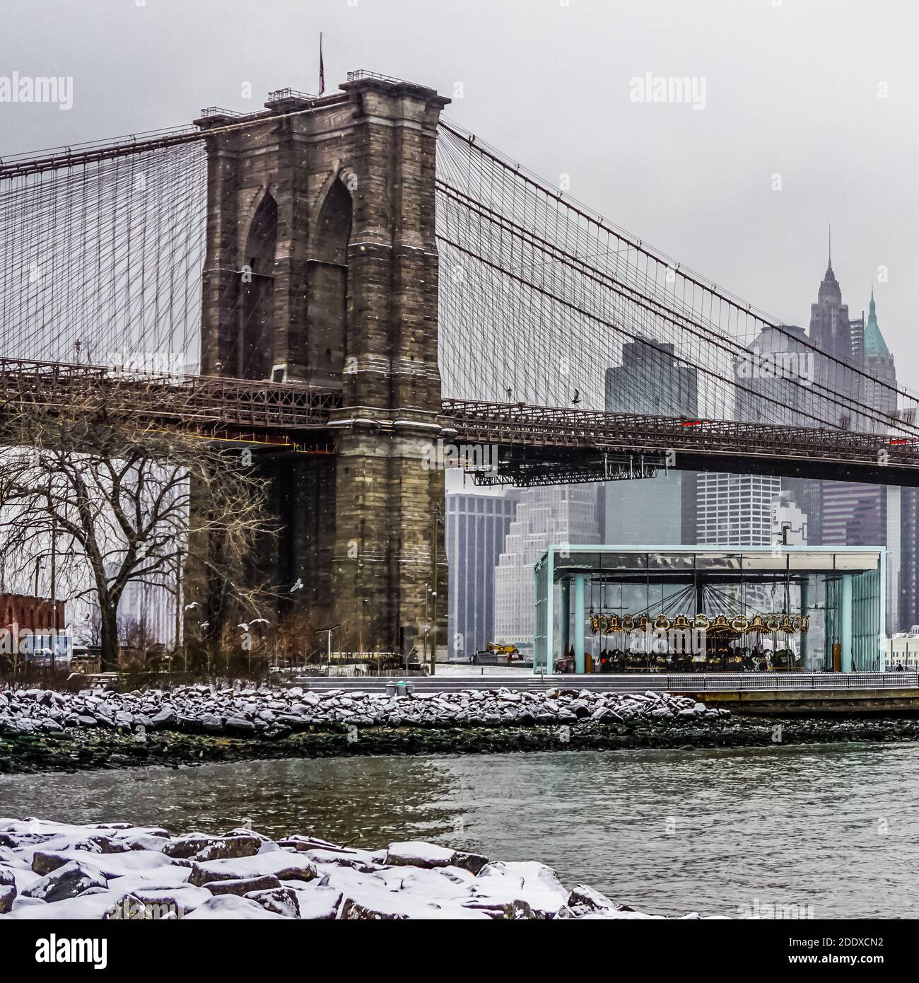 Brooklyn Bridge that connects Brooklyn and Manhattan. New York, USA ...