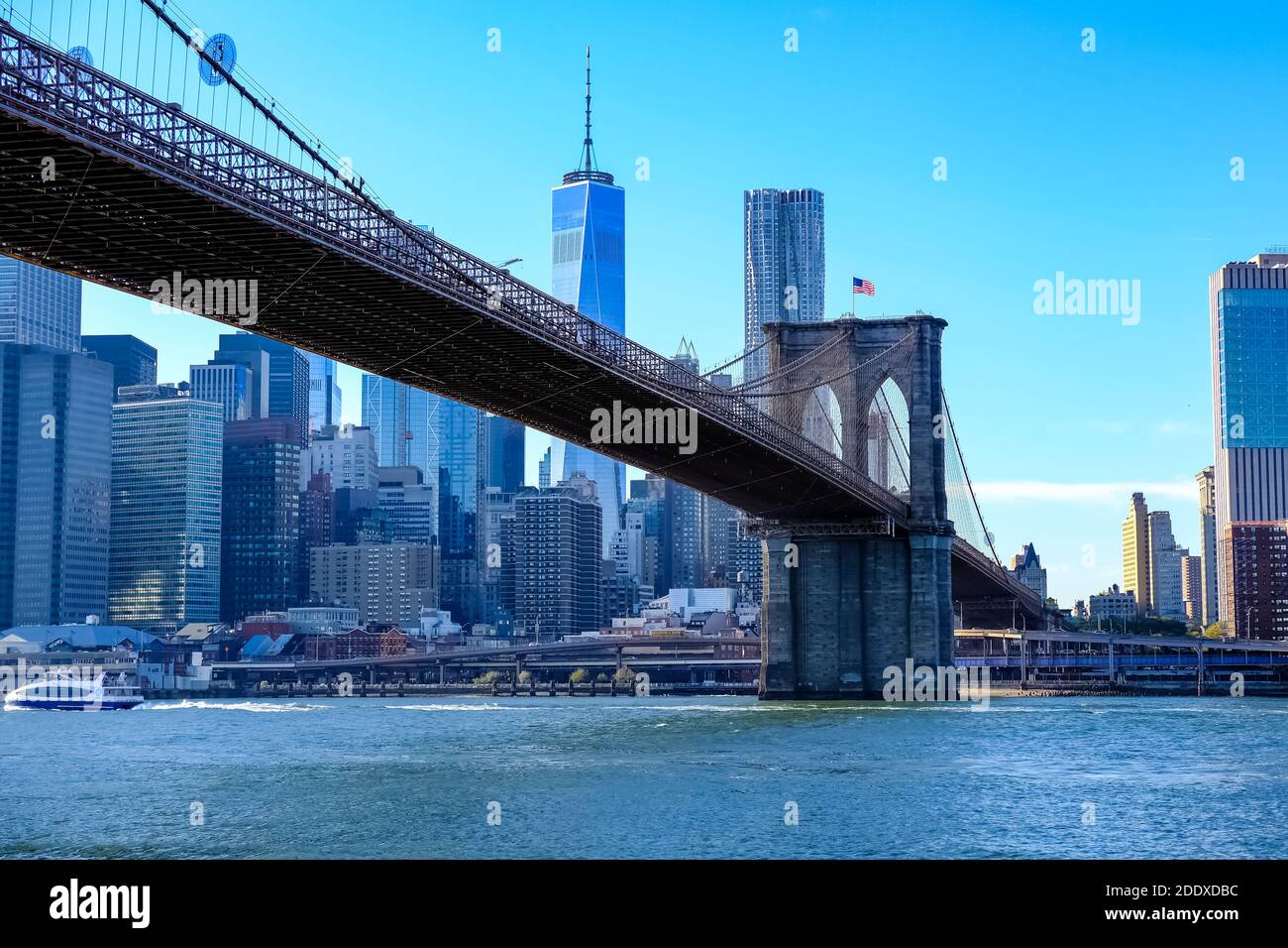 Brooklyn Bridge that connects Brooklyn and Manhattan. New York, USA ...