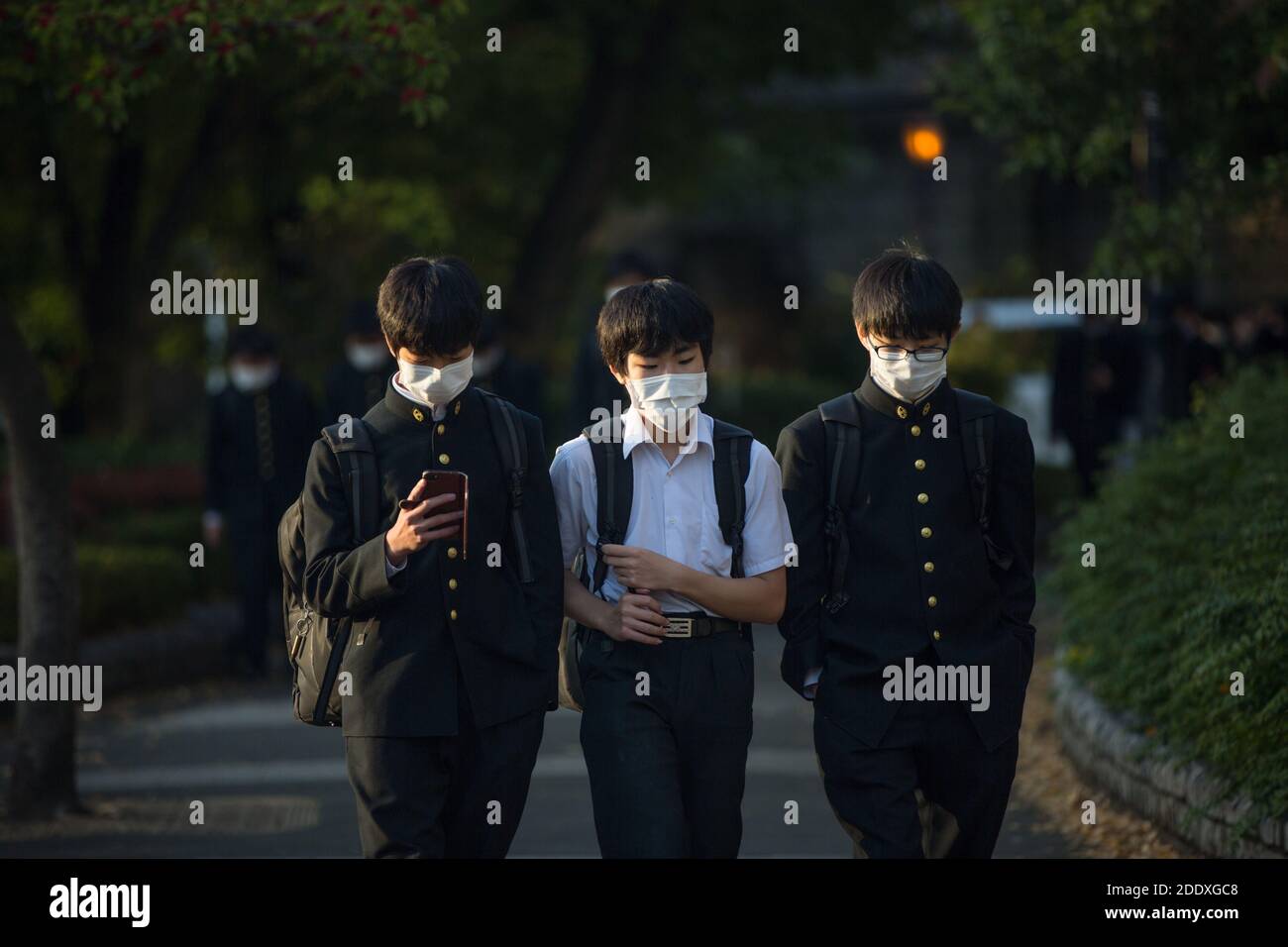 Tokyo school pupils hi-res stock photography and images - Alamy