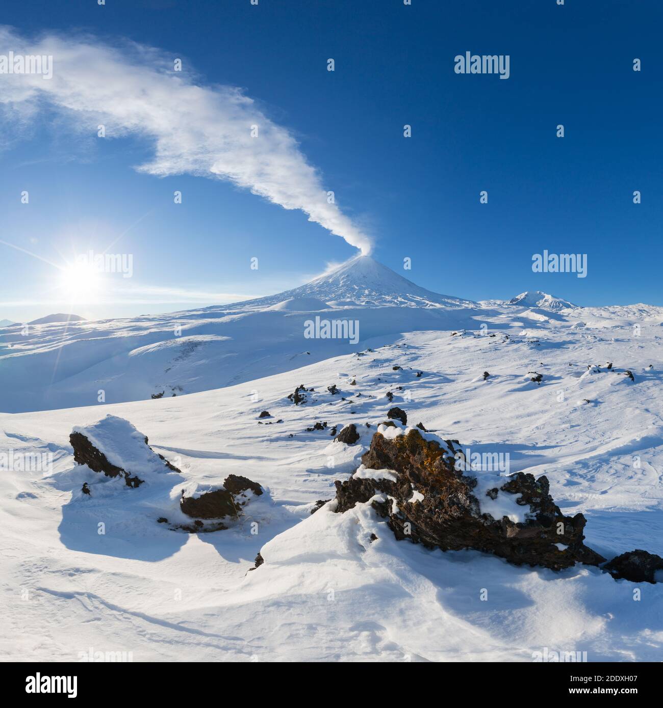 Best mountain travel destination for active vacation in winter season ...