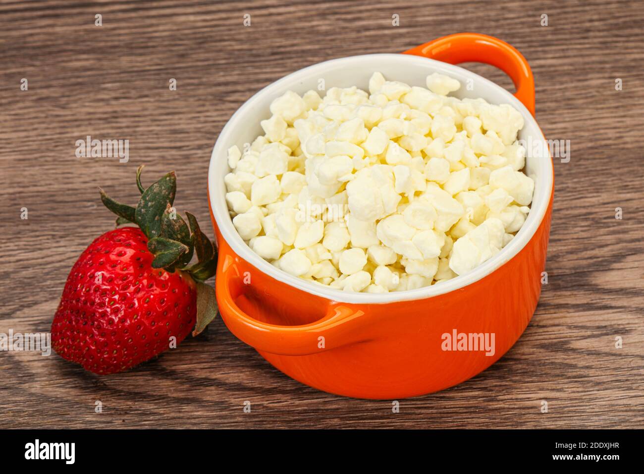 Dietary food - grain cottage cheese in the bowl Stock Photo - Alamy