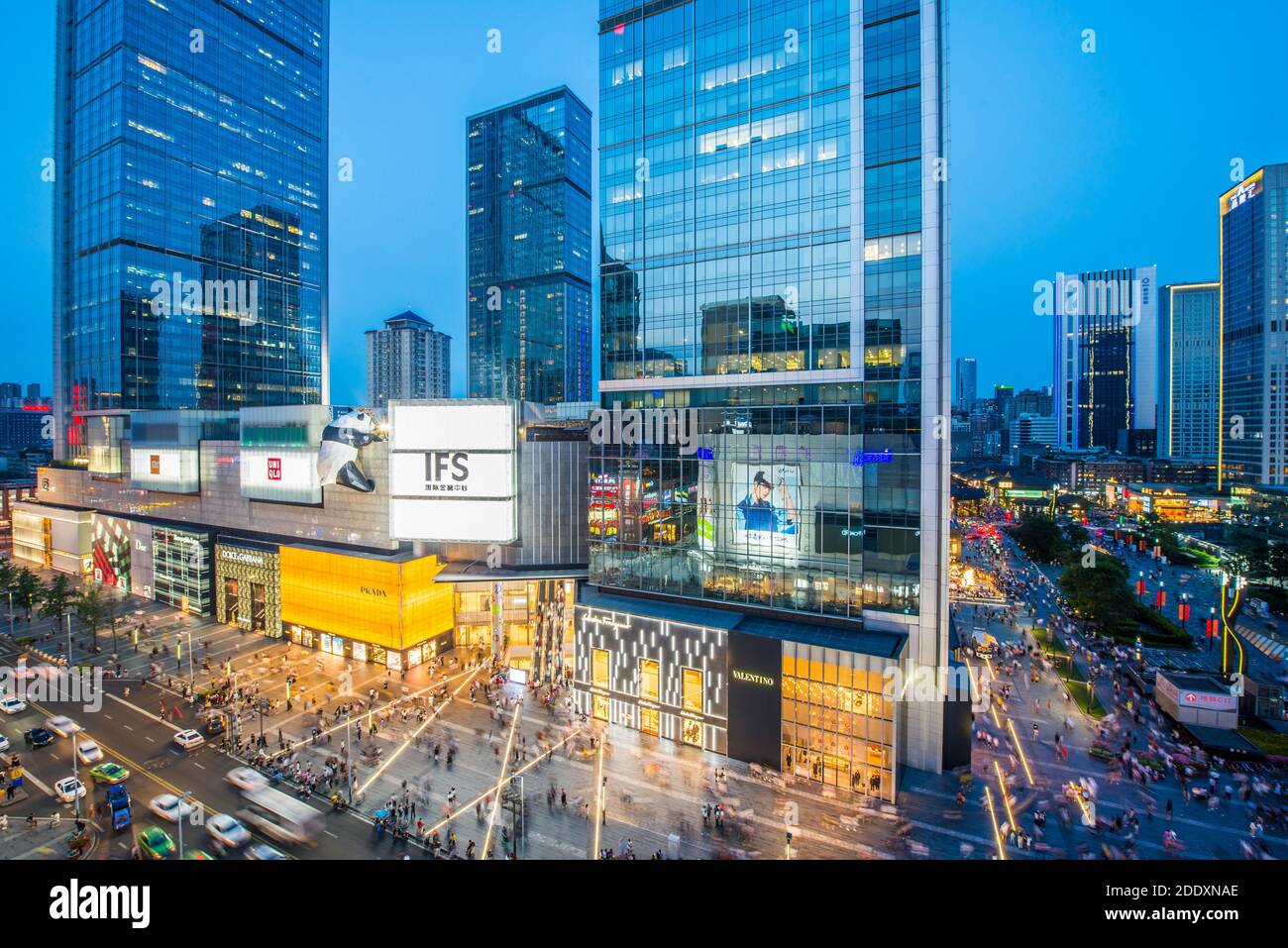 Ifs international financial center hi-res stock photography and images ...