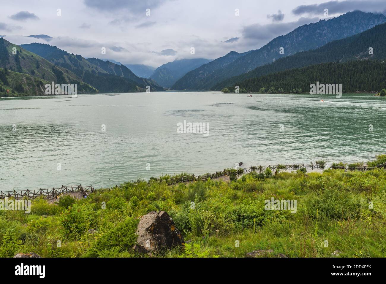 Tianchi hi-res stock photography and images - Alamy