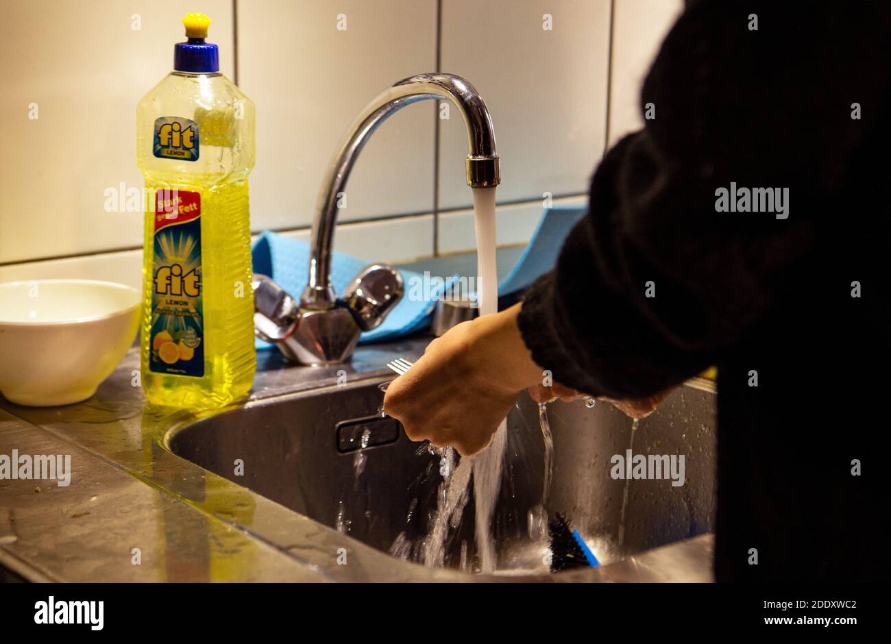 Hostel washing hi-res stock photography and images - Alamy