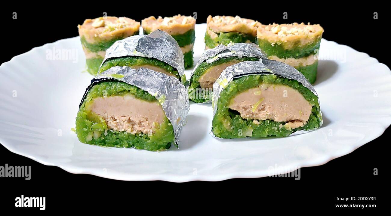 Doodhi ki Barfi Indian sweet dish.bottle gourd barfi, ghiya barfi, loki ...