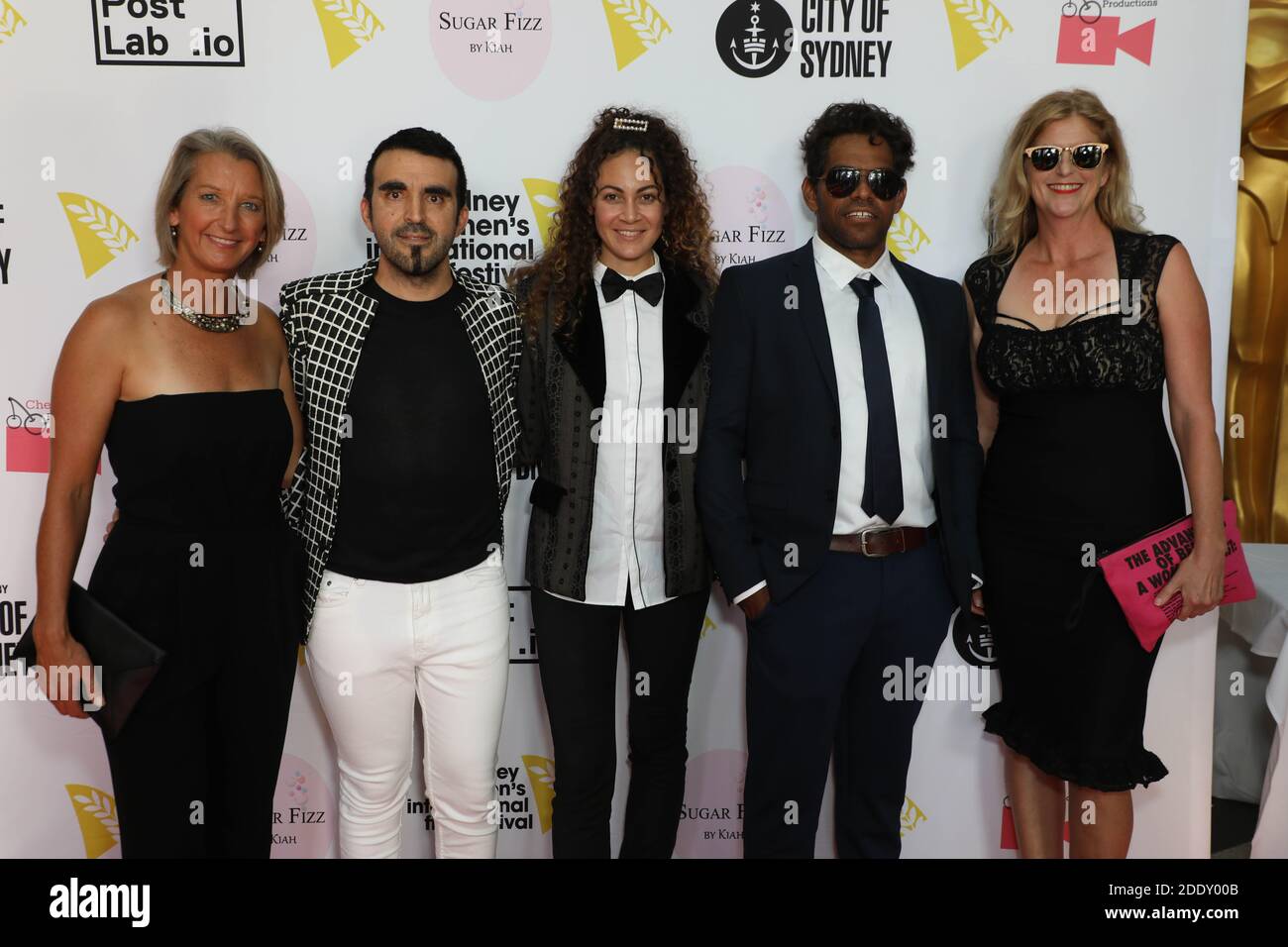 Layne beachley hi-res stock photography and images - Alamy