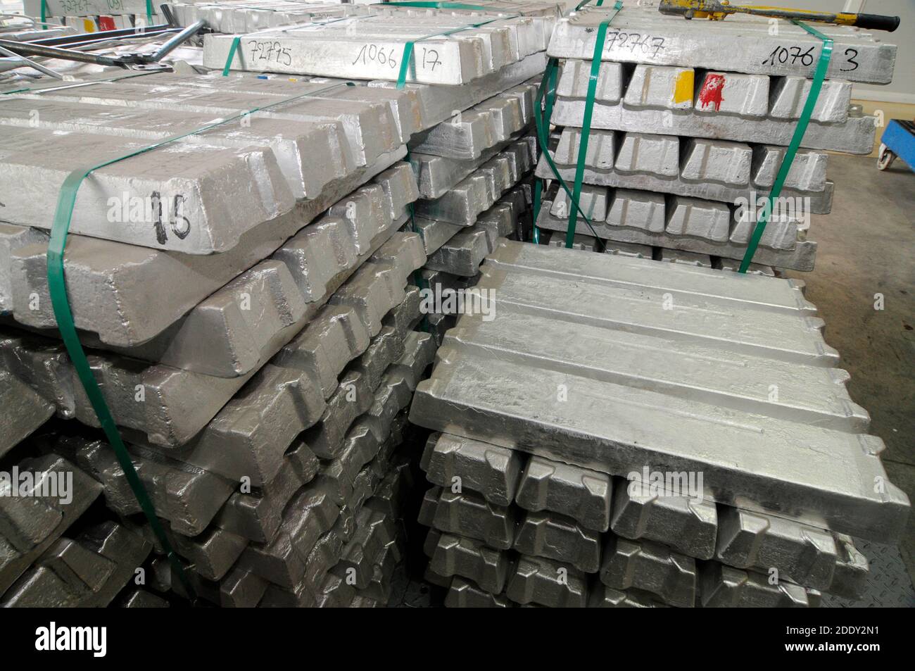 lead as a raw material, common and durable material in the industrial ...