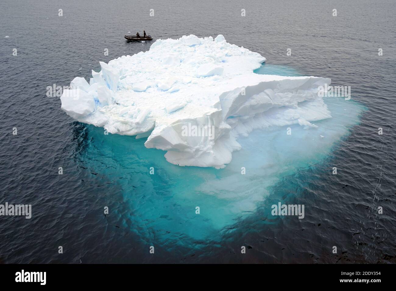 Antarctic square iceberg landscape at dusk Stock Photo - Alamy