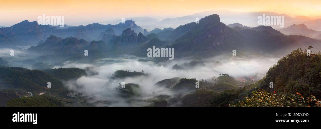 Boundless Sea High Resolution Stock Photography and Images - Alamy