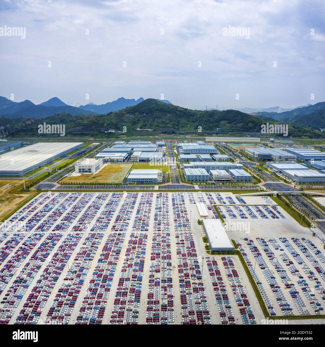 Auto industry leaders hi-res stock photography and images - Alamy