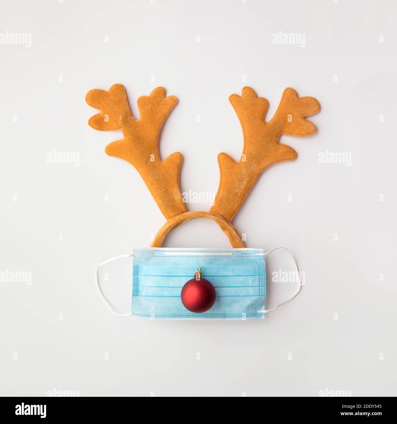 Animal mask deer hi-res stock photography and images - Alamy