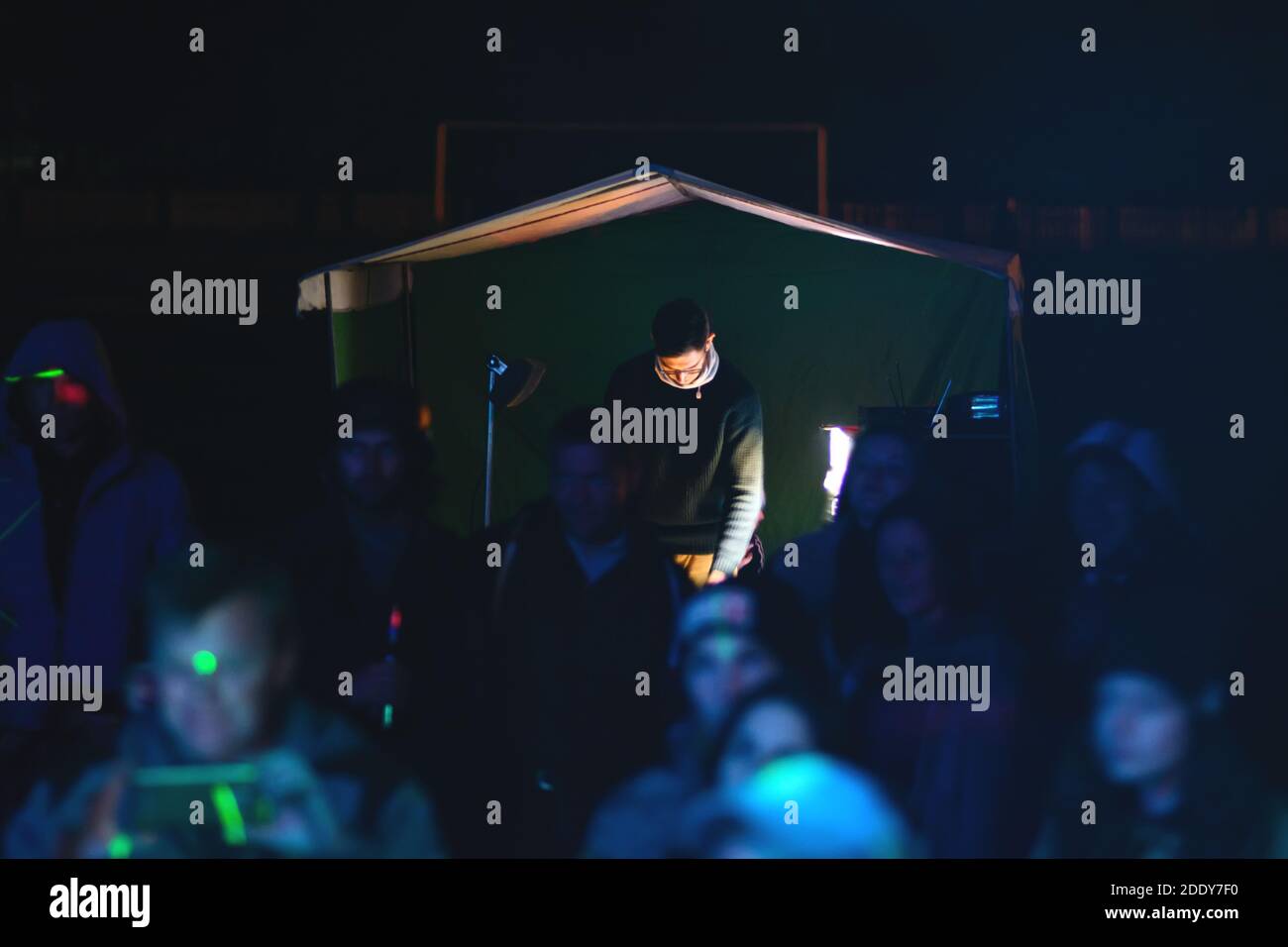Light and sound engineer hi-res stock photography and images - Alamy